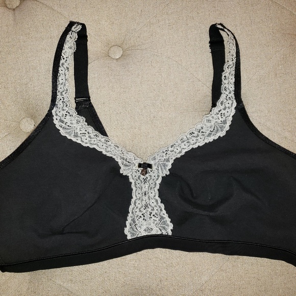 Intimates & Sleepwear | Gently Preowned 42d Bra | Poshmark